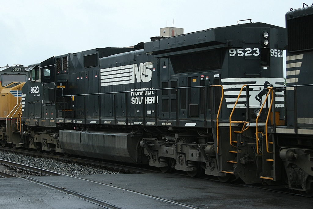 NS 9523